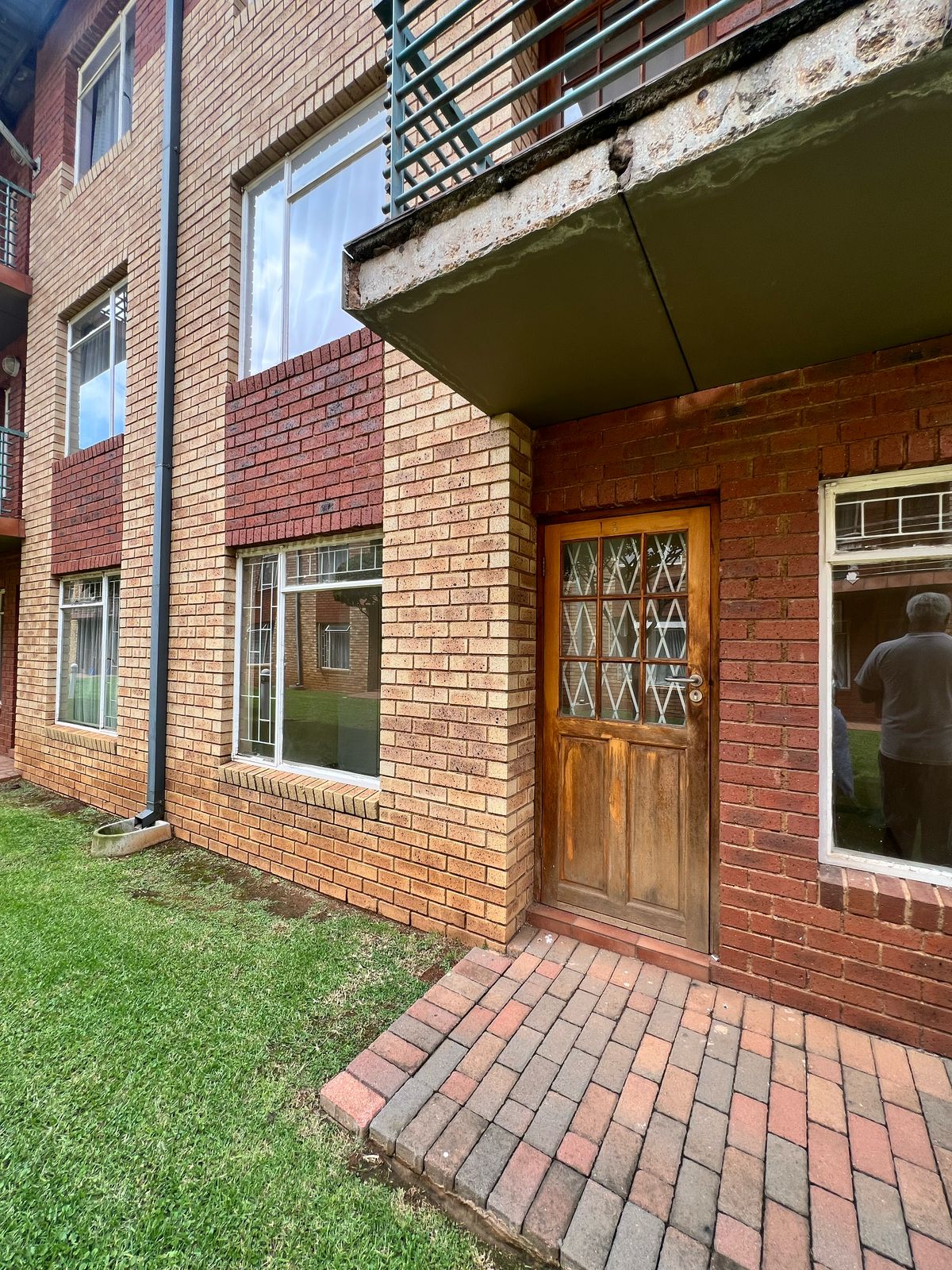 Ground Floor Bachelor Unit in Laborie Village › Student Properties